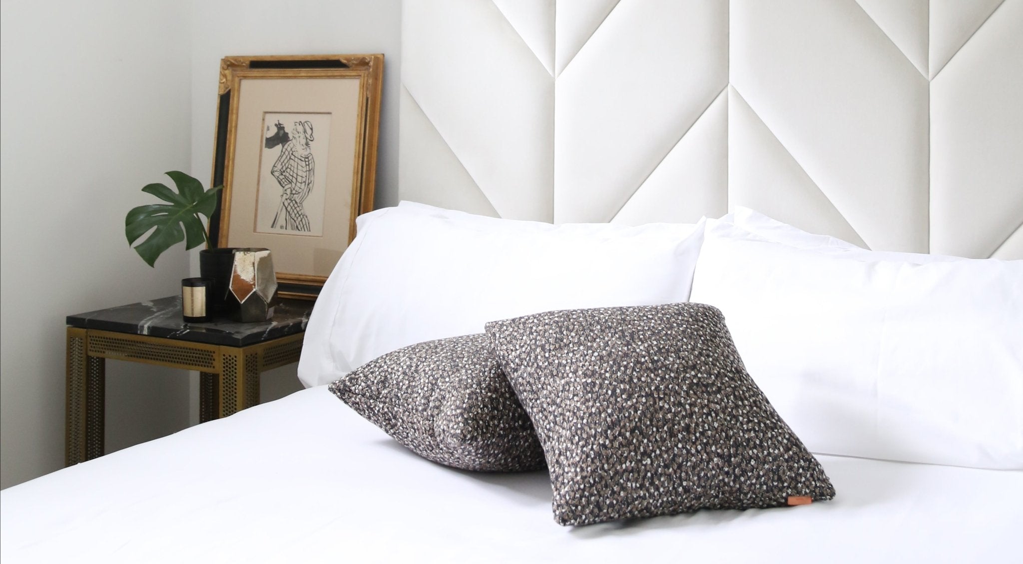 FFABB - Beds - Sleep tight with an upholstered beds.